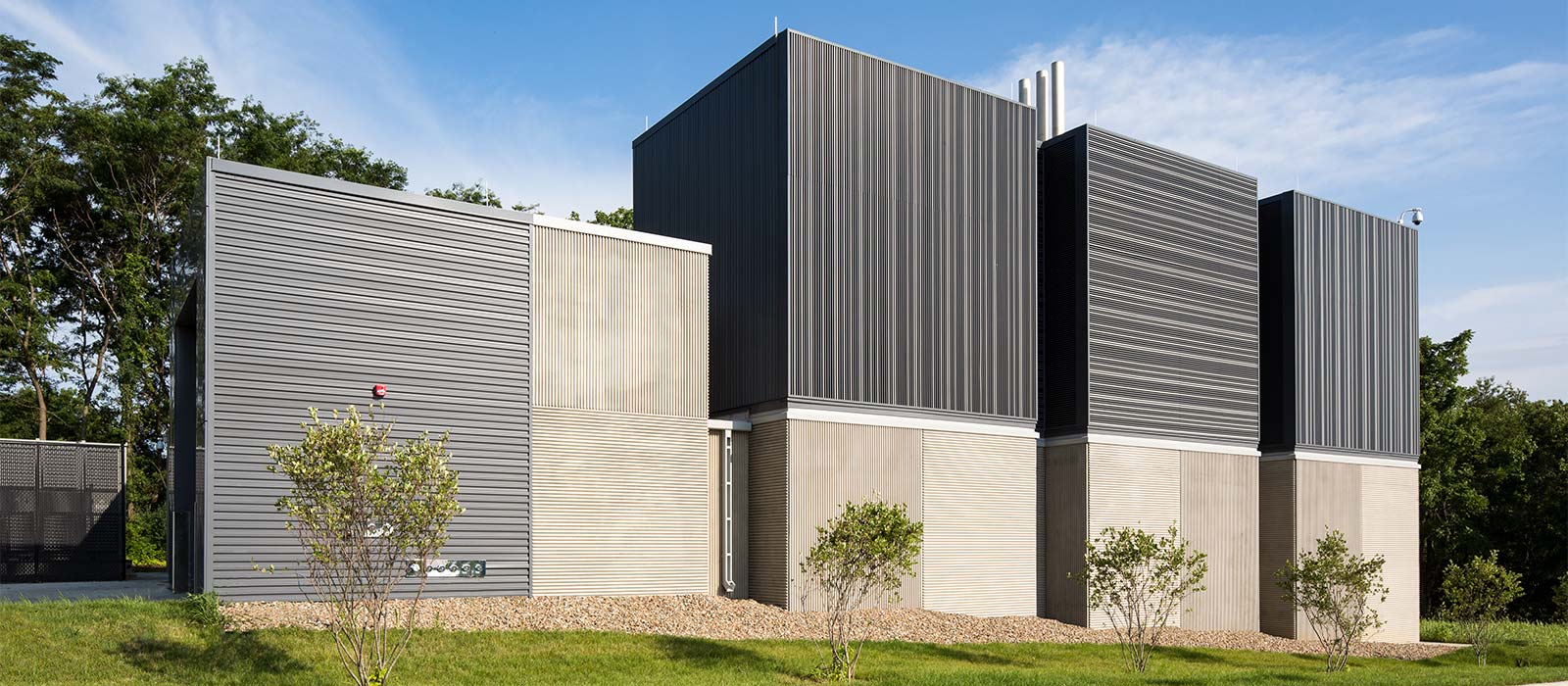 The University of Iowa Hospitals and Clinics (UIHC) Emergency Power ...